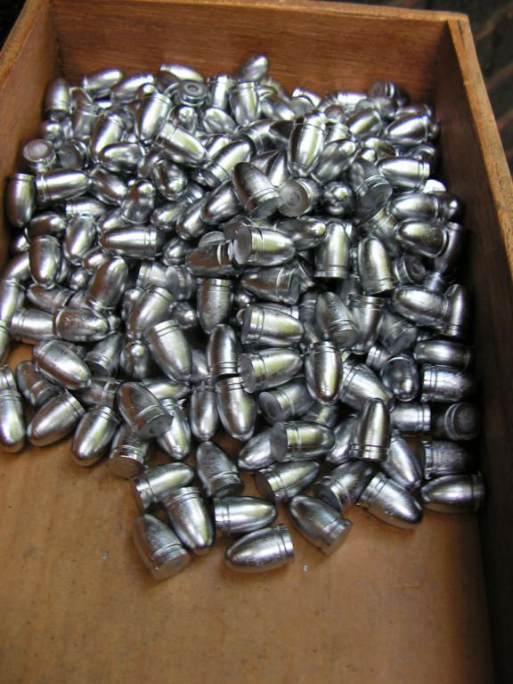 Lee 6-Cavity Bullet Mold 356-125-2R | The Art & Science of Bullet Casting